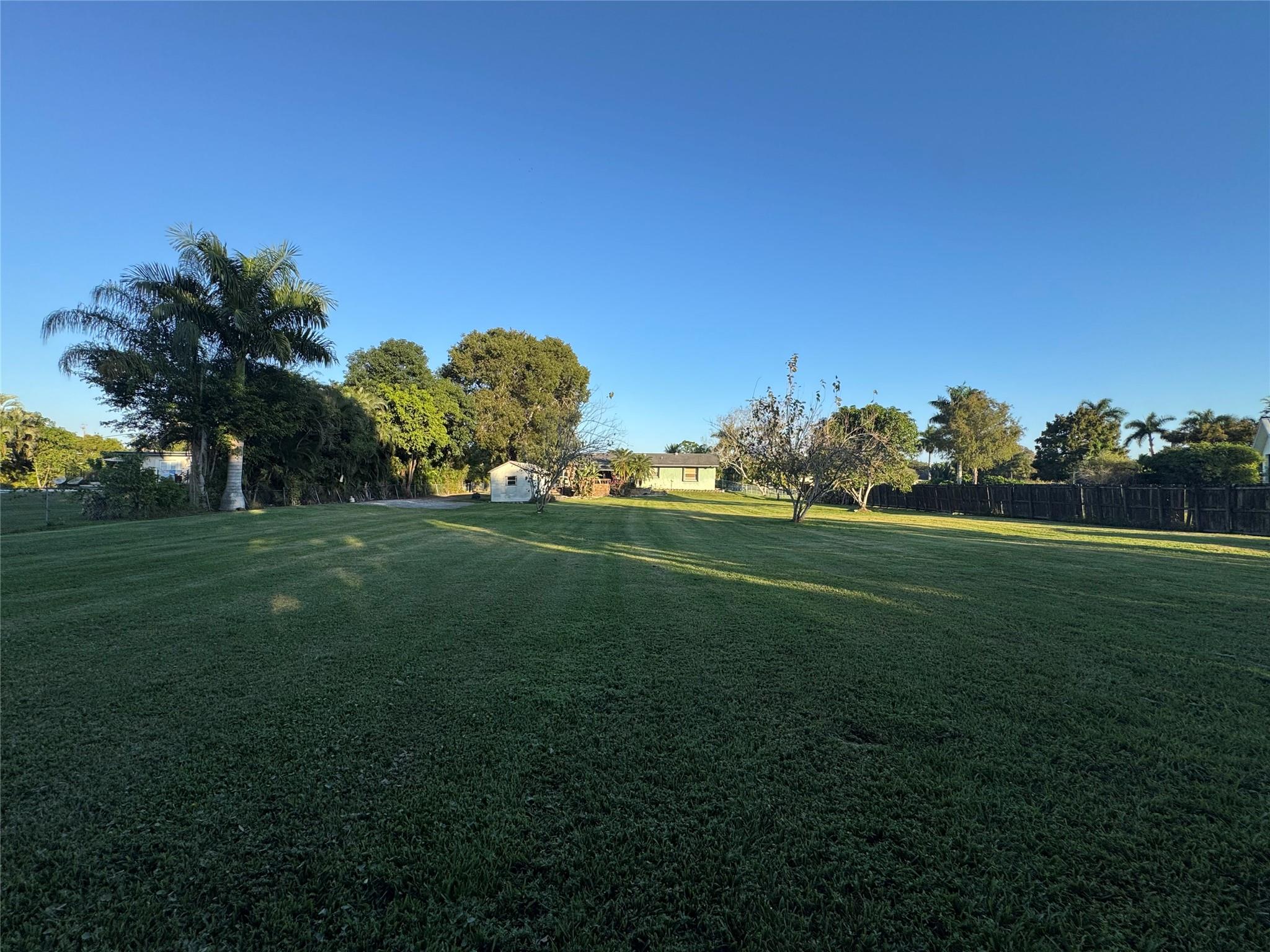 5221 SW 201st Terrace, Southwest Ranches FL 33332