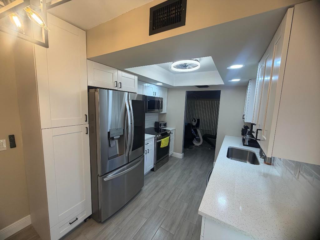 6313 Tall Cypress, Greenacres FL 33463